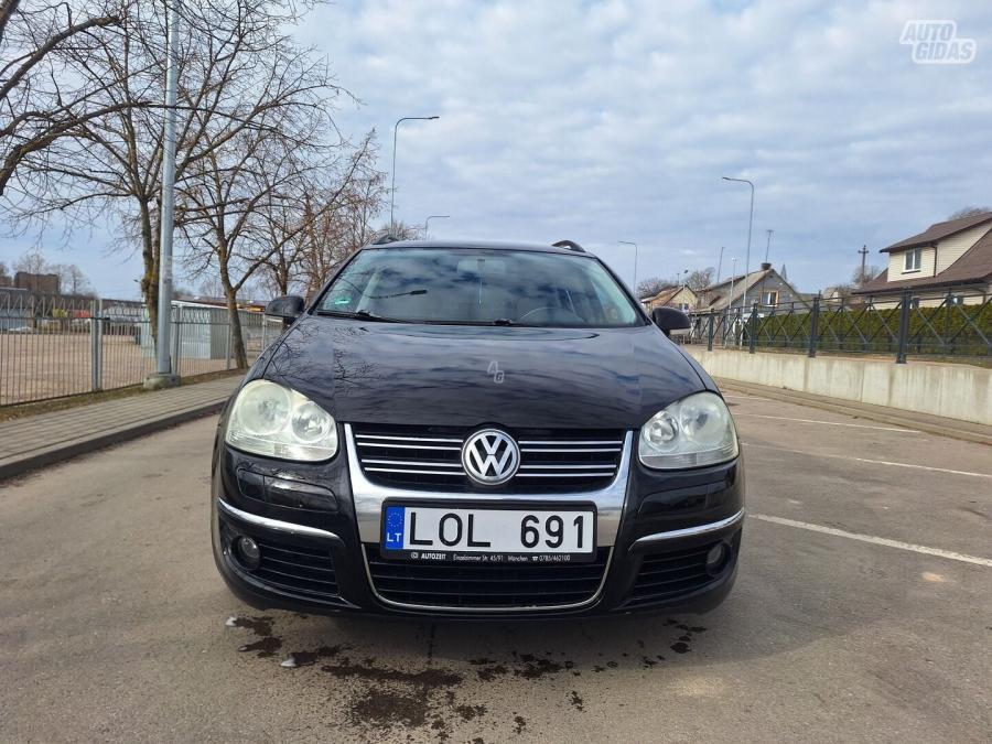 Melns Volkswagen Golf 2008 Telšiai, ar dzinēja tilpumu 1.90 L un nobraukumu 285 tūkst. km par 1299 €, foto 2 vietnē AUTOMOTO.COM.LV