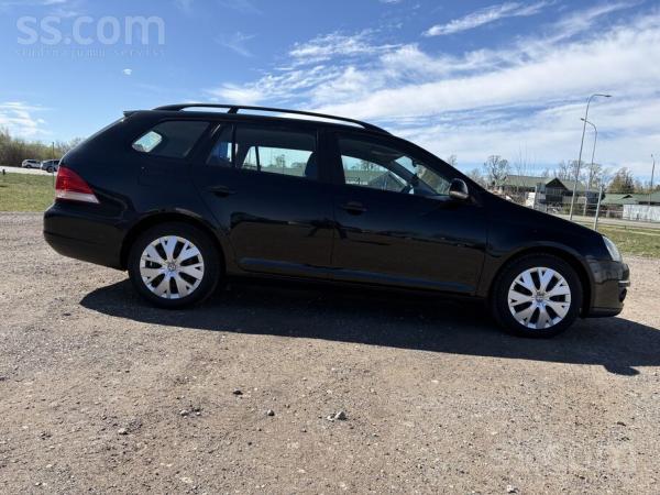 Melns Volkswagen Golf 2008 Daugavpils, ar dzinēja tilpumu 1.90 L un nobraukumu 270 tūkst. km par 3350 €, foto 6 vietnē AUTOMOTO.COM.LV