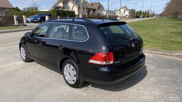 Black Volkswagen Golf 2008 in Vilkaviskis, with an engine capacity of 1.60 L and mileage of 247 thousand km for 2650 €, photo 3 on AUTOMOTO.COM.LV
