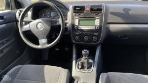 Black Volkswagen Golf 2008 in Vilkaviskis, with an engine capacity of 1.60 L and mileage of 247 thousand km for 2650 €, photo 11 on AUTOMOTO.COM.LV