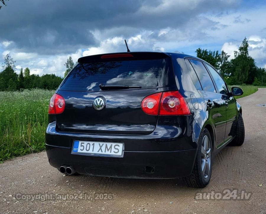 Melns Volkswagen Golf 2008 Tallina, ar dzinēja tilpumu 2.00 L un nobraukumu 335 tūkst. km par 3900 €, foto 4 vietnē AUTOMOTO.COM.LV