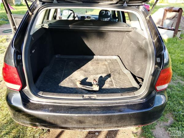 Melns Volkswagen Golf 2008 Panevēža, ar dzinēja tilpumu 1.90 L un nobraukumu 345 tūkst. km par 1200 €, foto 6 vietnē AUTOMOTO.COM.LV