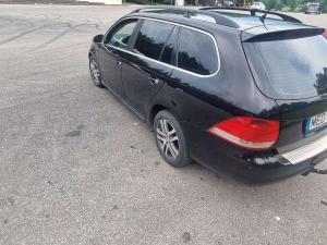 Black Volkswagen Golf 2008 in Alytus, with an engine capacity of 1.97 L and mileage of 305 thousand km for 1850 €, photo 7 on AUTOMOTO.COM.LV