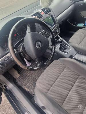 Black Volkswagen Golf 2008 in Alytus, with an engine capacity of 1.97 L and mileage of 305 thousand km for 1850 €, photo 9 on AUTOMOTO.COM.LV