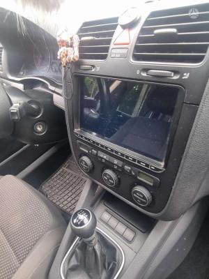 Black Volkswagen Golf 2008 in Alytus, with an engine capacity of 1.97 L and mileage of 305 thousand km for 1850 €, photo 13 on AUTOMOTO.COM.LV