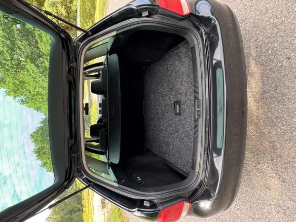 Черный Фольксваген Гольф 2008 в Елгава, объемом двигателя 1.90 л и пробегом 305 тыс. км за 1700 €, фото 5 на AUTOMOTO.COM.LV