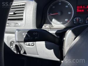 Melns Volkswagen Golf 2008 Daugavpils, ar dzinēja tilpumu 1.90 L un nobraukumu 270 tūkst. km par 3350 €, foto 14 vietnē AUTOMOTO.COM.LV