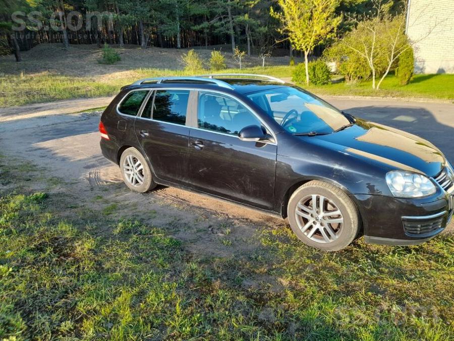 Black Volkswagen Golf 2008 in Daugavpils, with an engine capacity of 2.00 L and mileage of 308 thousand km for 1650 €, photo 26 on AUTOMOTO.COM.LV
