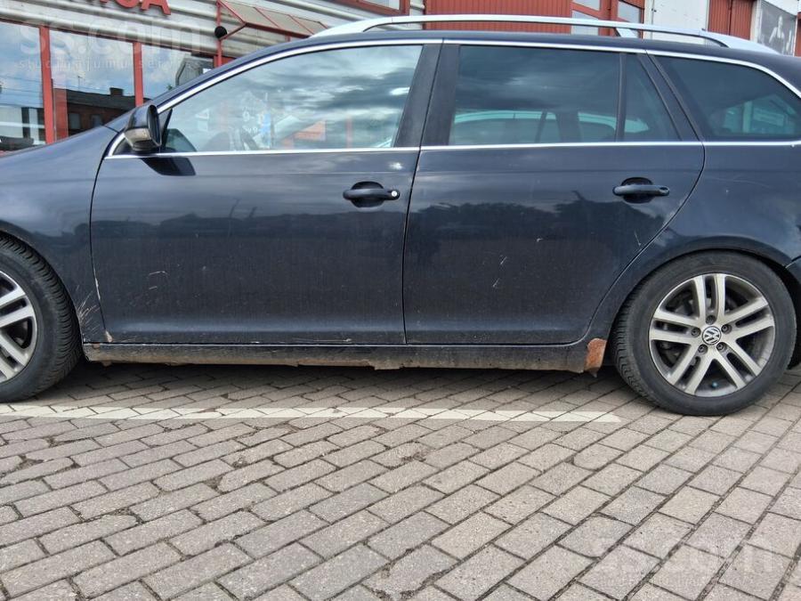 Black Volkswagen Golf 2008 in Daugavpils, with an engine capacity of 2.00 L and mileage of 308 thousand km for 1650 €, photo 32 on AUTOMOTO.COM.LV