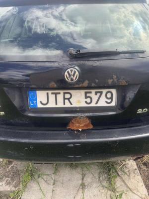 Black Volkswagen Golf 2008 in Kedainiai, with an engine capacity of 1.97 L and mileage of 438 thousand km for 1300 €, photo 6 on AUTOMOTO.COM.LV