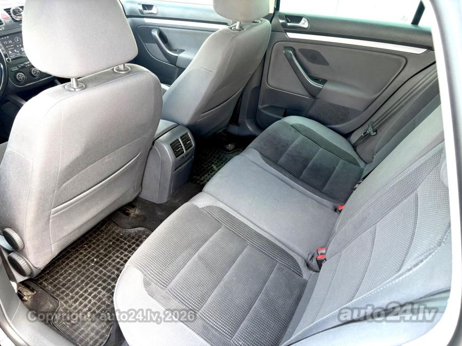 Black Volkswagen Golf 2008 in Tallinn, with an engine capacity of 2.00 L and mileage of 306 thousand km for 2999 €, photo 12 on AUTOMOTO.COM.LV