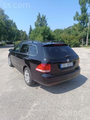Melns Volkswagen Golf 2008 Liepāja, ar dzinēja tilpumu 1.90 L un nobraukumu 288 tūkst. km par 1790 €, foto 8 vietnē AUTOMOTO.COM.LV