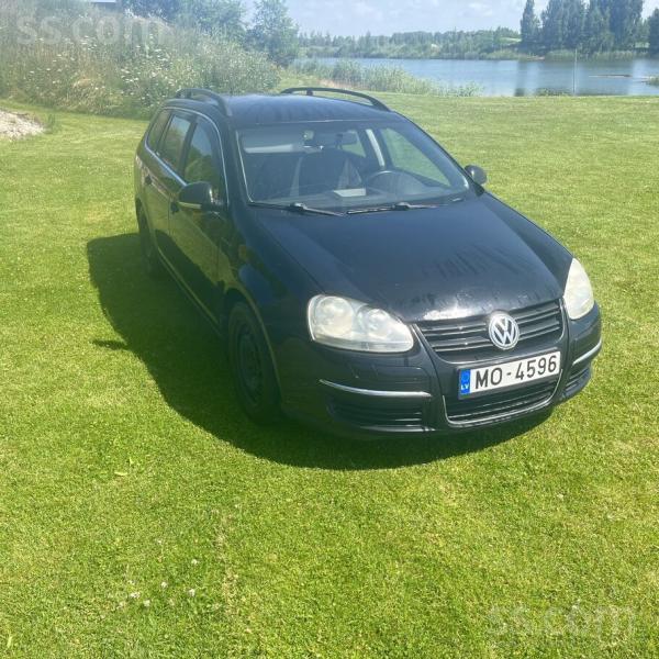 Melns Volkswagen Golf 2008 Rīga, ar dzinēja tilpumu 1.90 L un nobraukumu 304 tūkst. km par 1250 €, foto 3 vietnē AUTOMOTO.COM.LV