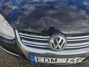 Melns Volkswagen Golf 2008 Viļņa, ar dzinēja tilpumu 1.90 L un nobraukumu 200 tūkst. km par 2200 €, foto 10 vietnē AUTOMOTO.COM.LV