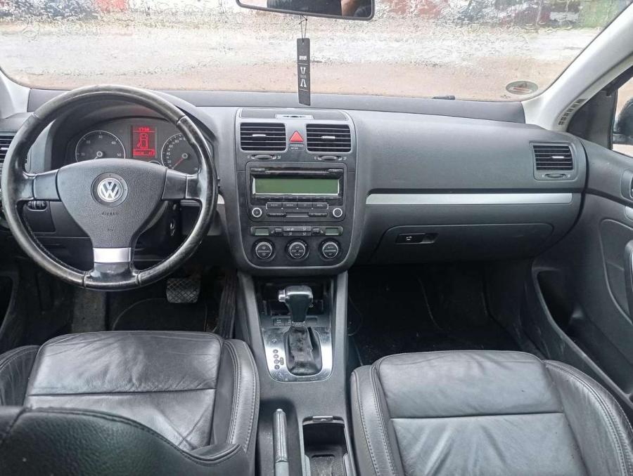 Melns Volkswagen Golf 2008 Ukmergė, ar dzinēja tilpumu 1.90 L un nobraukumu 294 tūkst. km par 750 €, foto 8 vietnē AUTOMOTO.COM.LV
