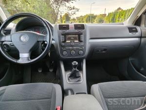 Melns Volkswagen Golf 2008 Rīga, ar dzinēja tilpumu 1.90 L un nobraukumu 237 tūkst. km par 3717 €, foto 6 vietnē AUTOMOTO.COM.LV