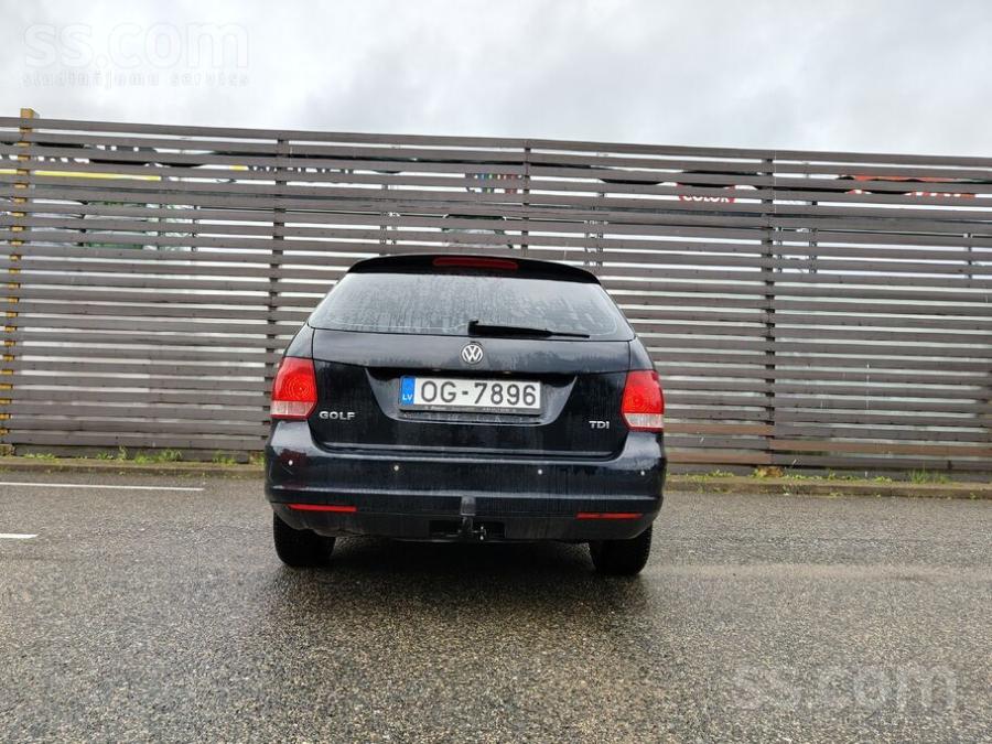 Melns Volkswagen Golf 2008 Rīga, ar dzinēja tilpumu 1.90 L un nobraukumu 239 tūkst. km par 3717 €, foto 5 vietnē AUTOMOTO.COM.LV