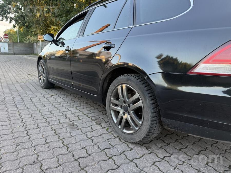 Melns Volkswagen Golf 2008 Jelgava, ar dzinēja tilpumu 1.90 L un nobraukumu 0 tūkst. km par 1900 €, foto 5 vietnē AUTOMOTO.COM.LV