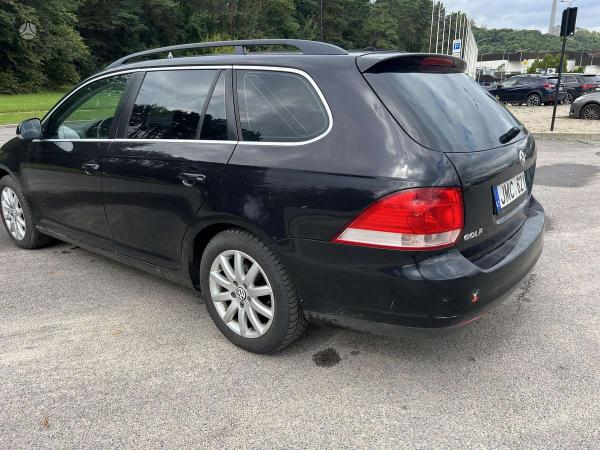 Black Volkswagen Golf 2008 in Vilnius, with an engine capacity of 1.90 L and mileage of 334 thousand km for 2145 €, photo 8 on AUTOMOTO.COM.LV