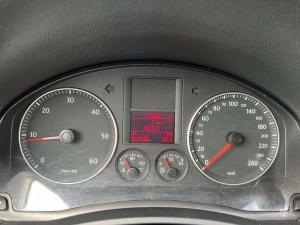 Черный Фольксваген Гольф 2008 в Вильнюс, объемом двигателя 1.90 л и пробегом 334 тыс. км за 2145 €, фото 10 на AUTOMOTO.COM.LV