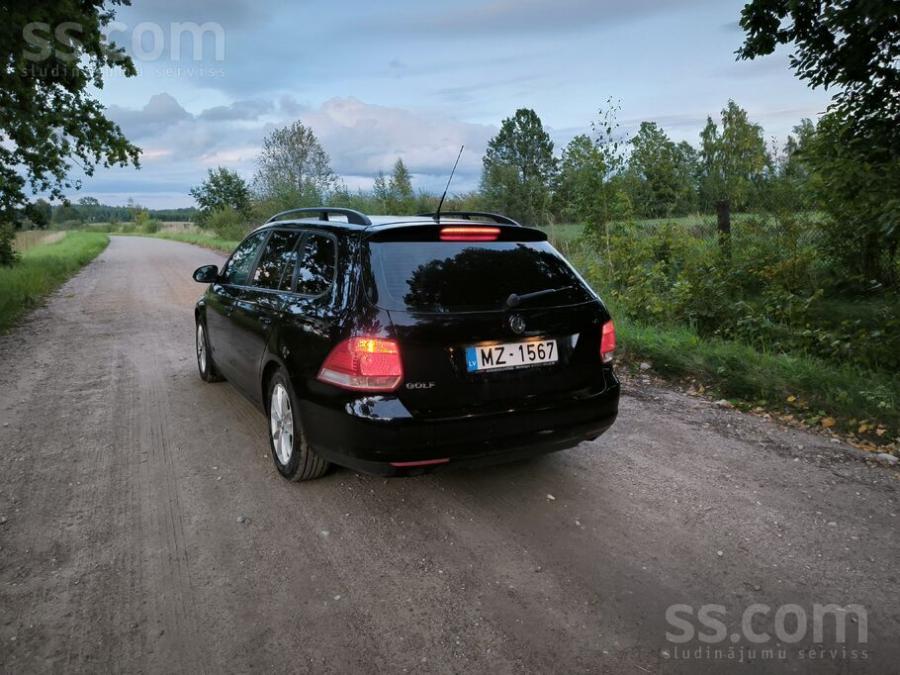 Melns Volkswagen Golf 2008 Cēsis, ar dzinēja tilpumu 1.90 L un nobraukumu 305 tūkst. km par 1100 €, foto 3 vietnē AUTOMOTO.COM.LV