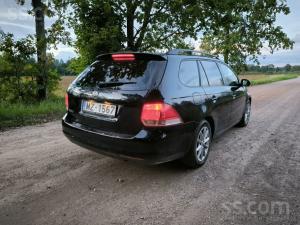 Melns Volkswagen Golf 2008 Cēsis, ar dzinēja tilpumu 1.90 L un nobraukumu 305 tūkst. km par 1100 €, foto 4 vietnē AUTOMOTO.COM.LV
