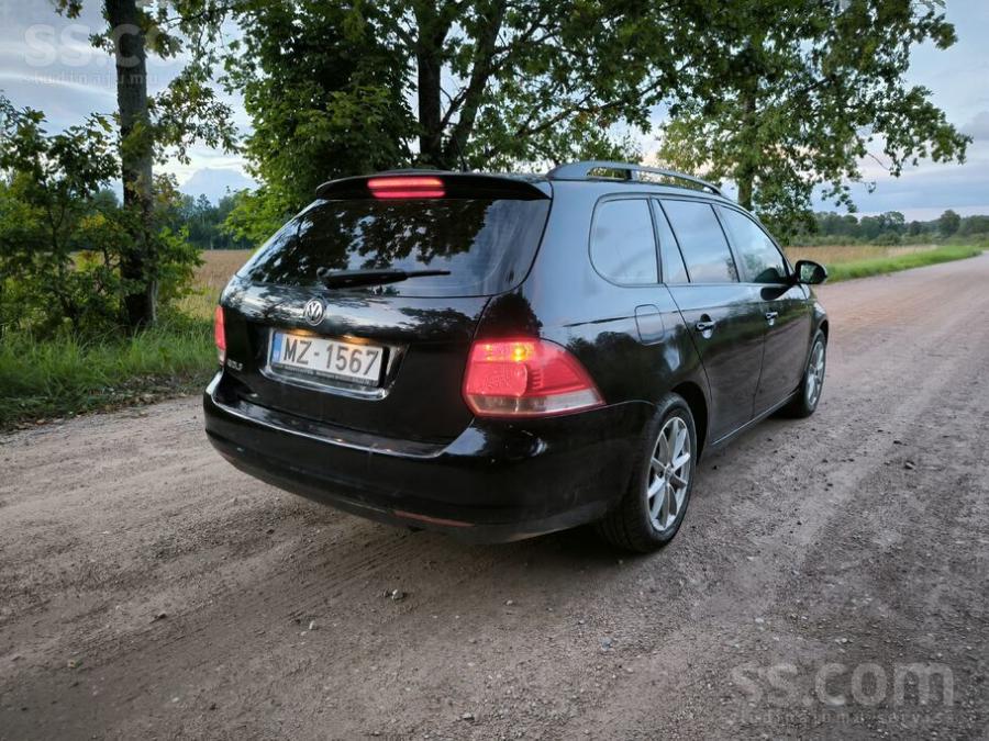 Melns Volkswagen Golf 2008 Cēsis, ar dzinēja tilpumu 1.90 L un nobraukumu 305 tūkst. km par 1100 €, foto 4 vietnē AUTOMOTO.COM.LV