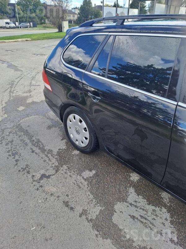 Melns Volkswagen Golf 2008 Bauska, ar dzinēja tilpumu 1.90 L un nobraukumu 392 tūkst. km par 2600 €, foto 6 vietnē AUTOMOTO.COM.LV