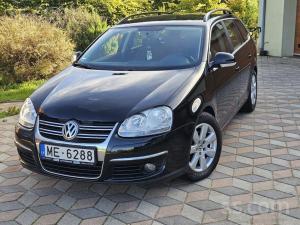 Black Volkswagen Golf 2008 in Talsi, with an engine capacity of 2.00 L and mileage of 306 thousand km for 2599 €, photo 3 on AUTOMOTO.COM.LV