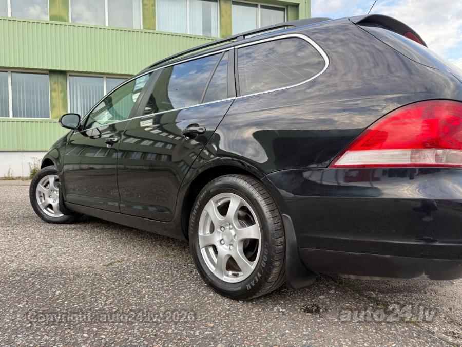 Melns Volkswagen Golf 2008 Tartu, ar dzinēja tilpumu 1.40 L un nobraukumu 241 tūkst. km par 2399 €, foto 5 vietnē AUTOMOTO.COM.LV