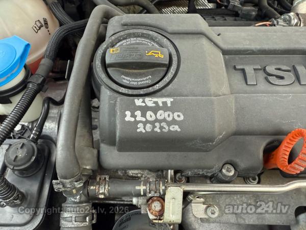 Volkswagen Golf 2008 Tartu vietnē Melns Volkswagen Golf 2008 Tartu, ar dzinēja tilpumu 1.40 L un nobraukumu 241 tūkst. km par 2399 €, foto 10 vietnē AUTOMOTO.COM.LV