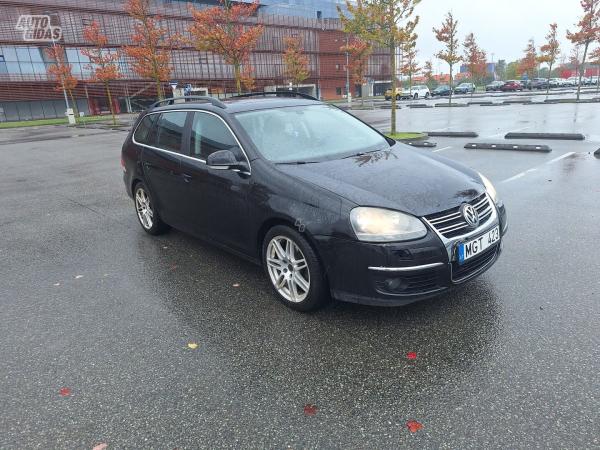 Volkswagen Golf 2008 in Klaipeda on AUTOMOTO.COM.LV Black Volkswagen Golf 2008 in Klaipeda, with an engine capacity of 1.90 L and mileage of 260 thousand km for 1500 €, photo 4 on AUTOMOTO.COM.LV