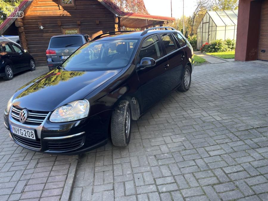 Melns Volkswagen Golf 2008 Šauļi, ar dzinēja tilpumu 1.90 L un nobraukumu 310 tūkst. km par 2350 €, foto 3 vietnē AUTOMOTO.COM.LV
