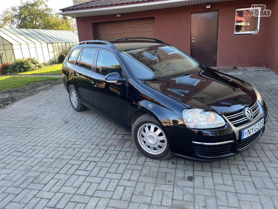 Melns Volkswagen Golf 2008 Šauļi, ar dzinēja tilpumu 1.90 L un nobraukumu 310 tūkst. km par 2350 €, foto 5 vietnē AUTOMOTO.COM.LV