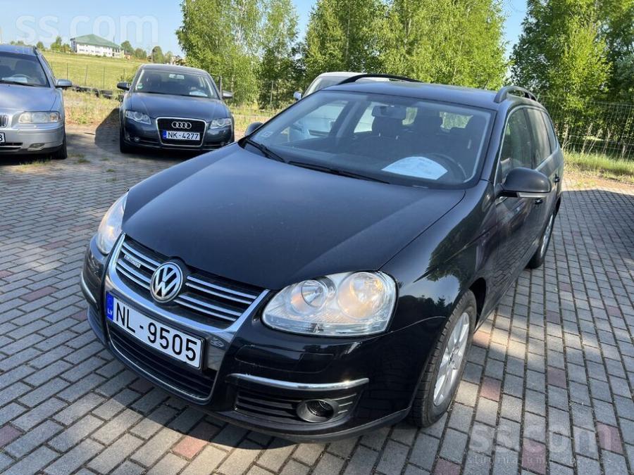 Black Volkswagen Golf 2009 in Talsi, with an engine capacity of 1.90 L and mileage of 250 thousand km for 3300 €, photo 2 on AUTOMOTO.COM.LV