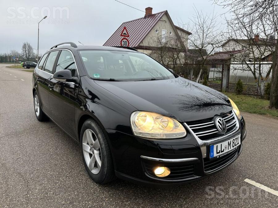 Black Volkswagen Golf 2009 in Daugavpils, with an engine capacity of 2.00 L and mileage of 285 thousand km for 3150 €, photo 3 on AUTOMOTO.COM.LV
