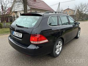 Black Volkswagen Golf 2009 in Daugavpils, with an engine capacity of 2.00 L and mileage of 285 thousand km for 3150 €, photo 5 on AUTOMOTO.COM.LV