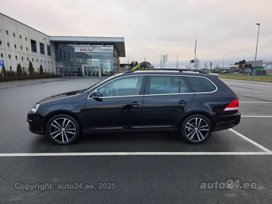 Black Volkswagen Golf 2009 in Tallinn, with an engine capacity of 2.00 L and mileage of 231 thousand km for 5950 €, photo 17 on AUTOMOTO.COM.LV