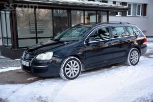 Melns Volkswagen Golf 2009 Rīga, ar dzinēja tilpumu 1.90 L un nobraukumu 281 tūkst. km par 2000 €, foto  vietnē AUTOMOTO.COM.LV