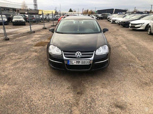 Melns Volkswagen Golf 2009 Kauņa, ar dzinēja tilpumu 1.90 L un nobraukumu 253 tūkst. km par 2250 €, foto 3 vietnē AUTOMOTO.COM.LV