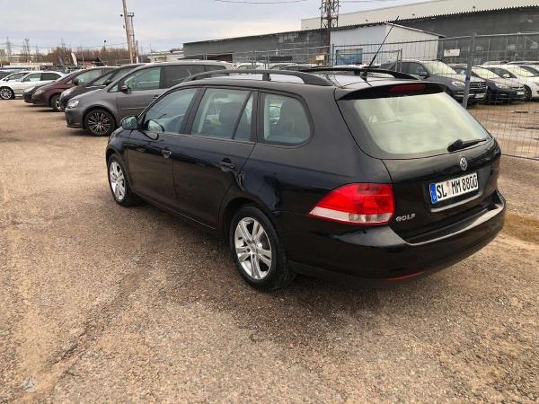 Melns Volkswagen Golf 2009 Kauņa, ar dzinēja tilpumu 1.90 L un nobraukumu 253 tūkst. km par 2250 €, foto 5 vietnē AUTOMOTO.COM.LV