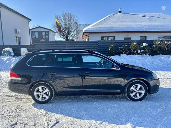 Black Volkswagen Golf 2009 in Vilnius, with an engine capacity of 1.39 L and mileage of 240 thousand km for 2700 €, photo 2 on AUTOMOTO.COM.LV