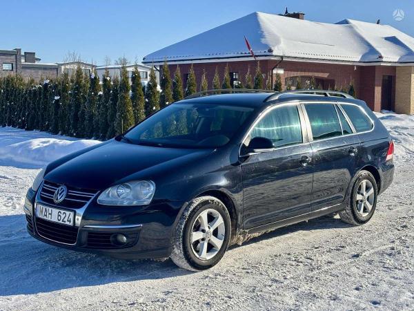Black Volkswagen Golf 2009 in Vilnius, with an engine capacity of 1.39 L and mileage of 240 thousand km for 2700 €, photo 7 on AUTOMOTO.COM.LV