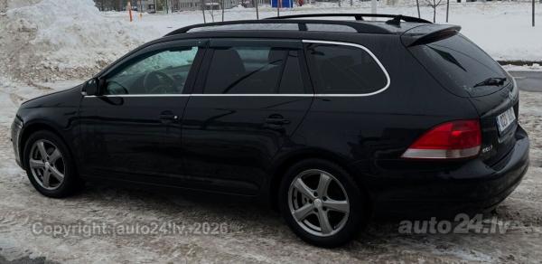 Black Volkswagen Golf 2009 in Narva, with an engine capacity of 1.90 L and mileage of 329 thousand km for 1999 €, photo 11 on AUTOMOTO.COM.LV