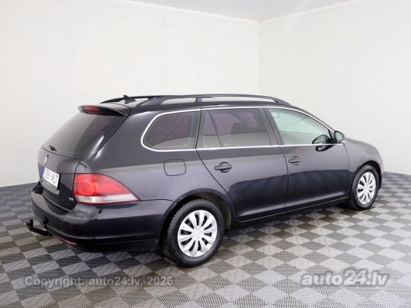Black Volkswagen Golf 2009 in Tallinn, with an engine capacity of 1.60 L and mileage of 358 thousand km for 1499 €, photo 3 on AUTOMOTO.COM.LV