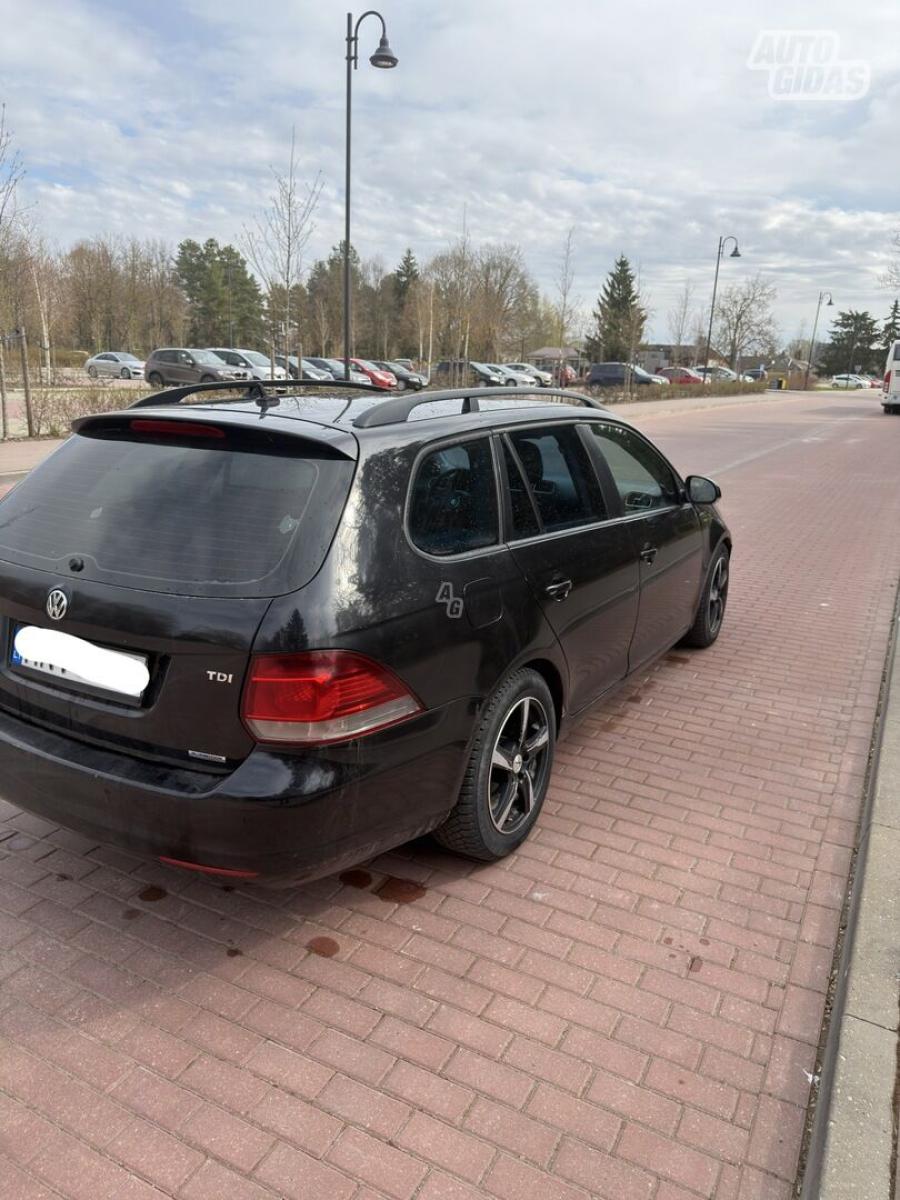 Melns Volkswagen Golf 2009 Biržai, ar dzinēja tilpumu 1.60 L un nobraukumu 496 tūkst. km par 1950 €, foto 5 vietnē AUTOMOTO.COM.LV