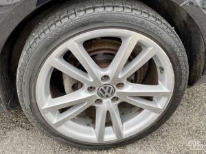 Black Volkswagen Golf 2009 in Vilnius, with an engine capacity of 1.40 L and mileage of 243 thousand km for 1900 €, photo 11 on AUTOMOTO.COM.LV