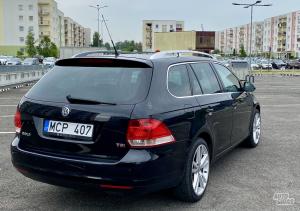 Black Volkswagen Golf 2009 in Vilnius, with an engine capacity of 1.40 L and mileage of 243 thousand km for 1900 €, photo 4 on AUTOMOTO.COM.LV