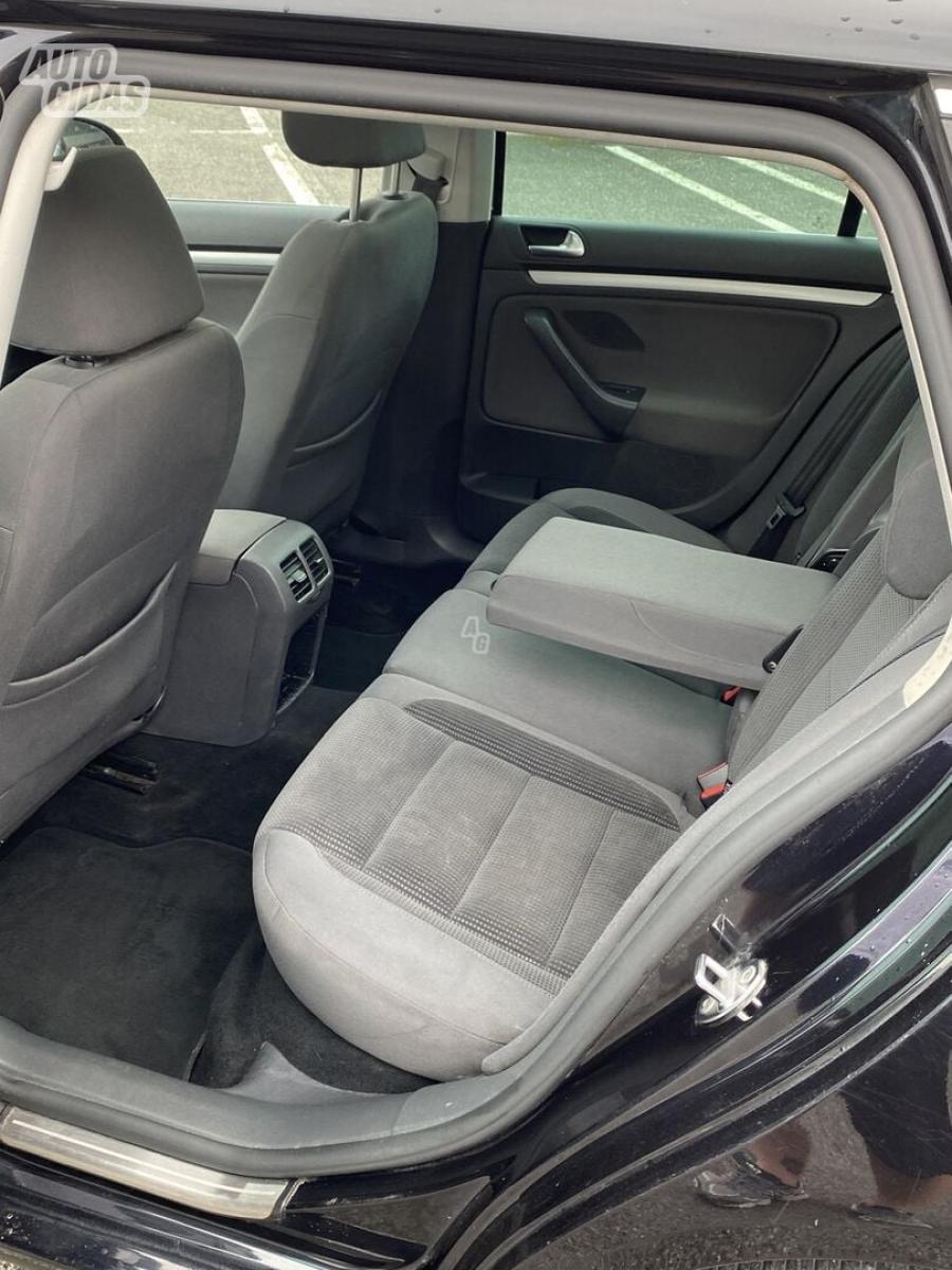 Black Volkswagen Golf 2009 in Vilnius, with an engine capacity of 1.40 L and mileage of 243 thousand km for 1900 €, photo 20 on AUTOMOTO.COM.LV