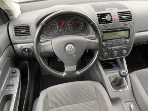 Black Volkswagen Golf 2009 in Vilnius, with an engine capacity of 1.40 L and mileage of 243 thousand km for 1900 €, photo 24 on AUTOMOTO.COM.LV